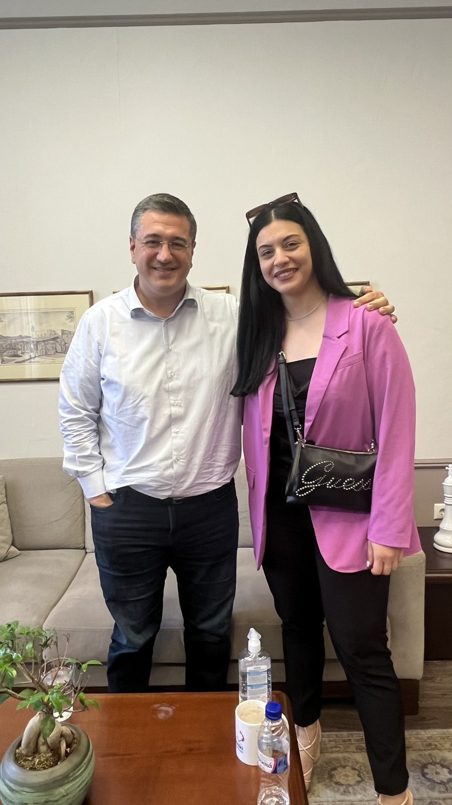 ΜΕ ΚΑΤΑΓΩΓΗ ΑΠΟ ΠΕΛΛΑ Η ΝΕΑ ΥΠΟΨΗΦΙΑ ΜΕ ΤΟΝ "ΤΖΙΤΖΙ" ΣΤΗΝ ΘΕΣΣΑΛΟΝΙΚΗ ...